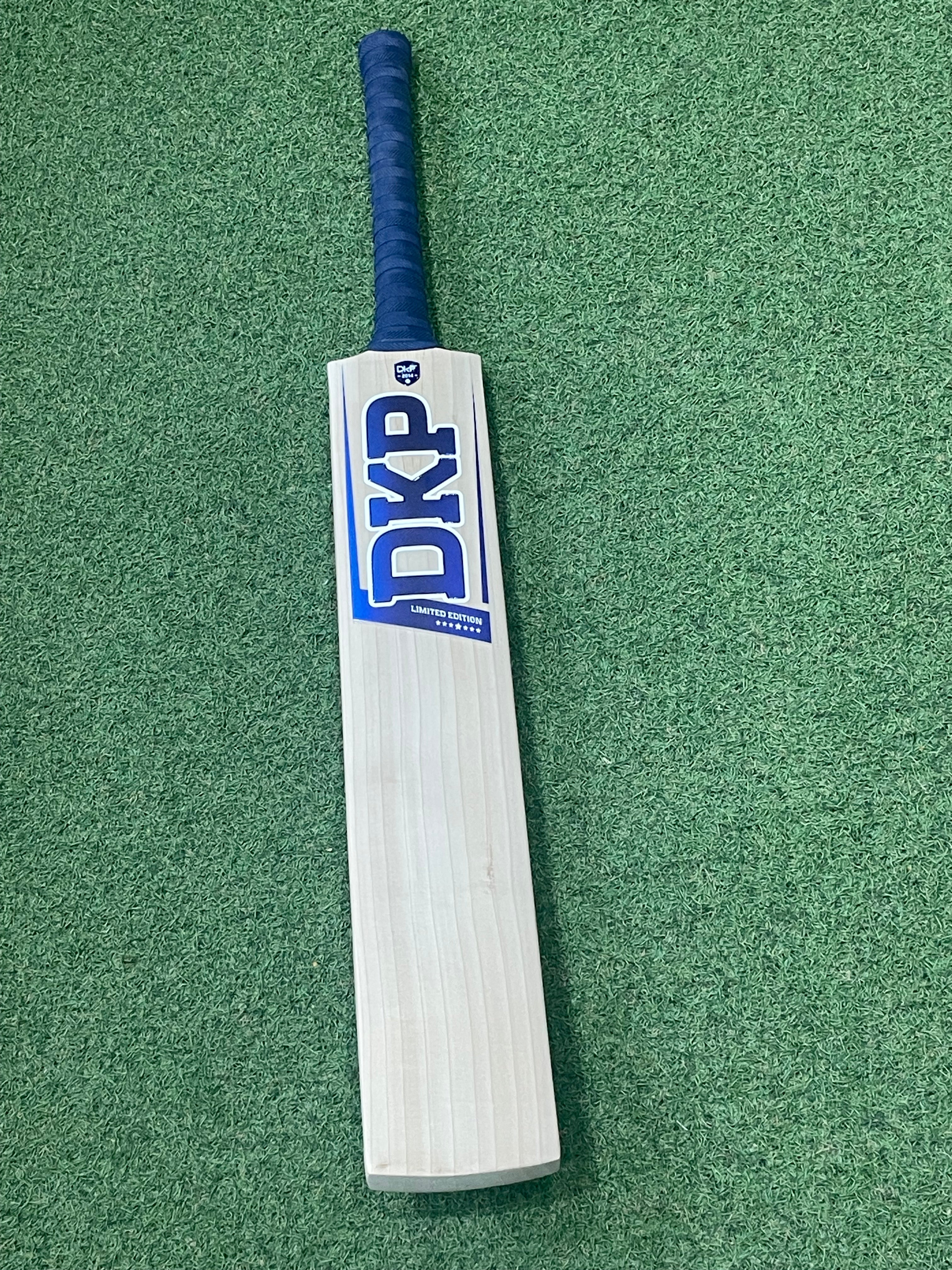 DKP Limited Edition Purple Cricket Bat (2lb 10oz) – TheCricketShed